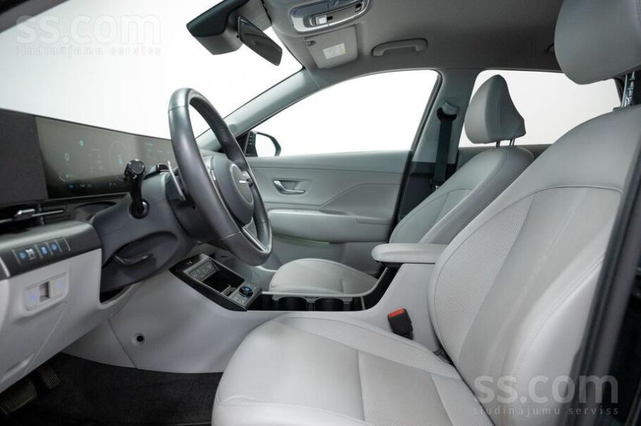 Melns Hyundai Kona 2023 Rīga, ar dzinēja tilpumu 1.60 L un nobraukumu 67 tūkst. km par 22500 €, foto 24 vietnē AUTOMOTO.COM.LV