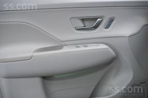 Melns Hyundai Kona 2023 Rīga, ar dzinēja tilpumu 1.60 L un nobraukumu 67 tūkst. km par 22500 €, foto 27 vietnē AUTOMOTO.COM.LV
