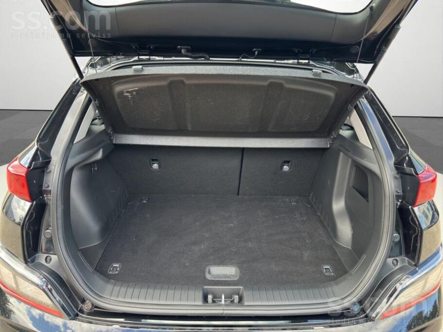 Melns Hyundai Kona 2023 Rīga, ar dzinēja tilpumu 1.00 L un nobraukumu 21 tūkst. km par 20990 €, foto 19 vietnē AUTOMOTO.COM.LV