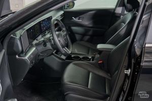 Black Hyundai Kona 2024 in Marijampole, with an engine capacity of 0.00 L and mileage of 17 thousand km for 34950 €, photo 16 on AUTOMOTO.COM.LV