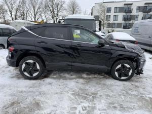 Melns Hyundai Kona 2024 Kauņa, ar dzinēja tilpumu 0.00 L un nobraukumu 21 tūkst. km par 10900 €, foto  vietnē AUTOMOTO.COM.LV