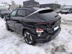 Black Hyundai Kona 2024 in Kaunas, with an engine capacity of 0.00 L and mileage of 21 thousand km for 10900 €, photo 9 on AUTOMOTO.COM.LV