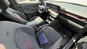Black Hyundai Kona 2024 in Siauliai, with an engine capacity of 1.58 L and mileage of 41 thousand km for 19400 €, photo 15 on AUTOMOTO.COM.LV