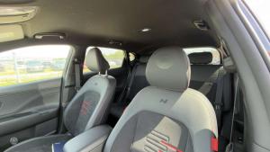 Black Hyundai Kona 2024 in Siauliai, with an engine capacity of 1.58 L and mileage of 41 thousand km for 19400 €, photo 23 on AUTOMOTO.COM.LV