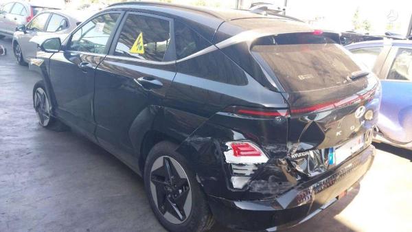 Black Hyundai Kona 2024 in Kaunas, with an engine capacity of 0.00 L and mileage of 20 thousand km for 8200 €, photo 3 on AUTOMOTO.COM.LV