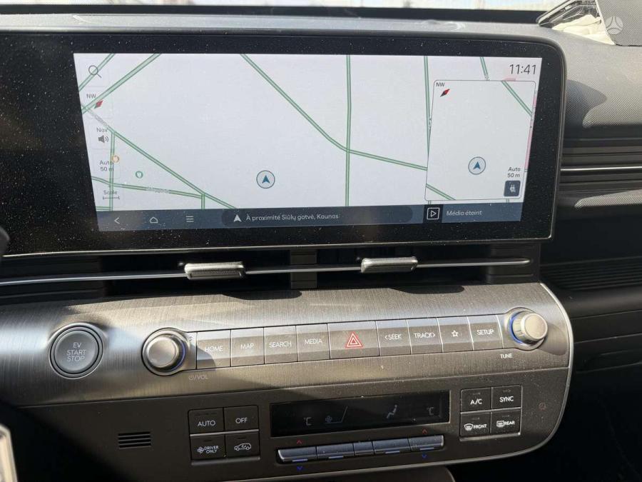 Melns Hyundai Kona 2024 Kauņa, ar dzinēja tilpumu 0.00 L un nobraukumu 20 tūkst. km par 8200 €, foto 14 vietnē AUTOMOTO.COM.LV