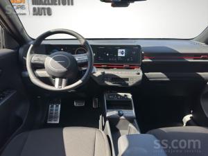 Black Hyundai Kona 2026 in Riga, with an engine capacity of 0.00 L and mileage of 0 thousand km for 43990 €, photo 15 on AUTOMOTO.COM.LV
