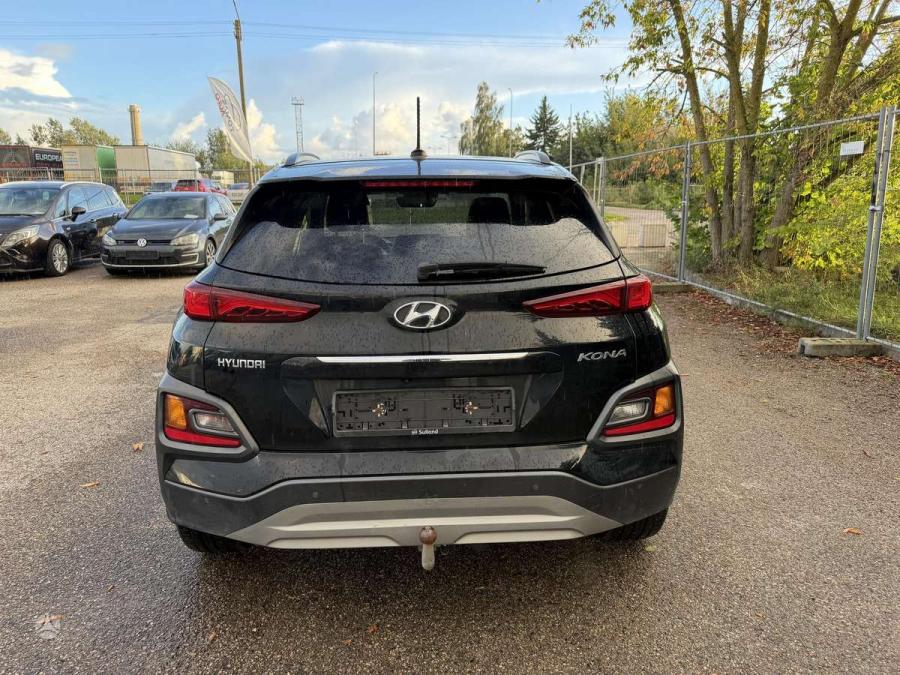 Melns Hyundai Kona 2018 Marijampole, ar dzinēja tilpumu 1.00 L un nobraukumu 216 tūkst. km par 7350 €, foto 6 vietnē AUTOMOTO.COM.LV