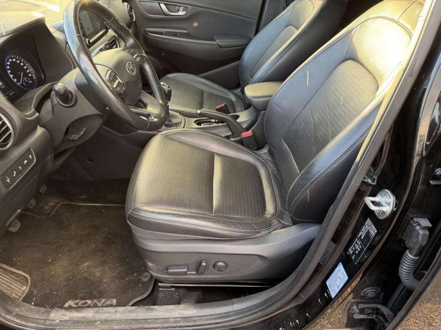 Melns Hyundai Kona 2018 Marijampole, ar dzinēja tilpumu 1.00 L un nobraukumu 216 tūkst. km par 7350 €, foto 10 vietnē AUTOMOTO.COM.LV