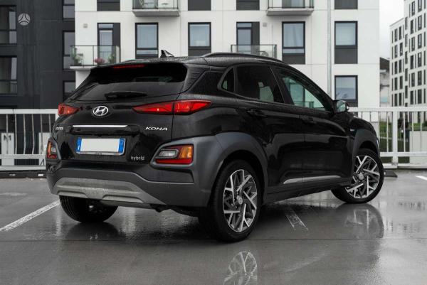 Melns Hyundai Kona 2021 Viļņa, ar dzinēja tilpumu 1.60 L un nobraukumu 84 tūkst. km par 15900 €, foto 3 vietnē AUTOMOTO.COM.LV
