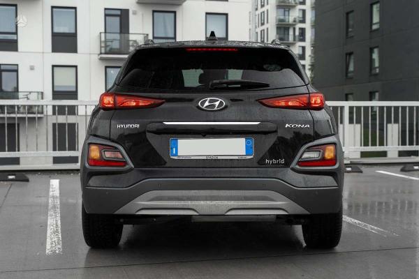 Melns Hyundai Kona 2021 Viļņa, ar dzinēja tilpumu 1.60 L un nobraukumu 84 tūkst. km par 15900 €, foto 8 vietnē AUTOMOTO.COM.LV