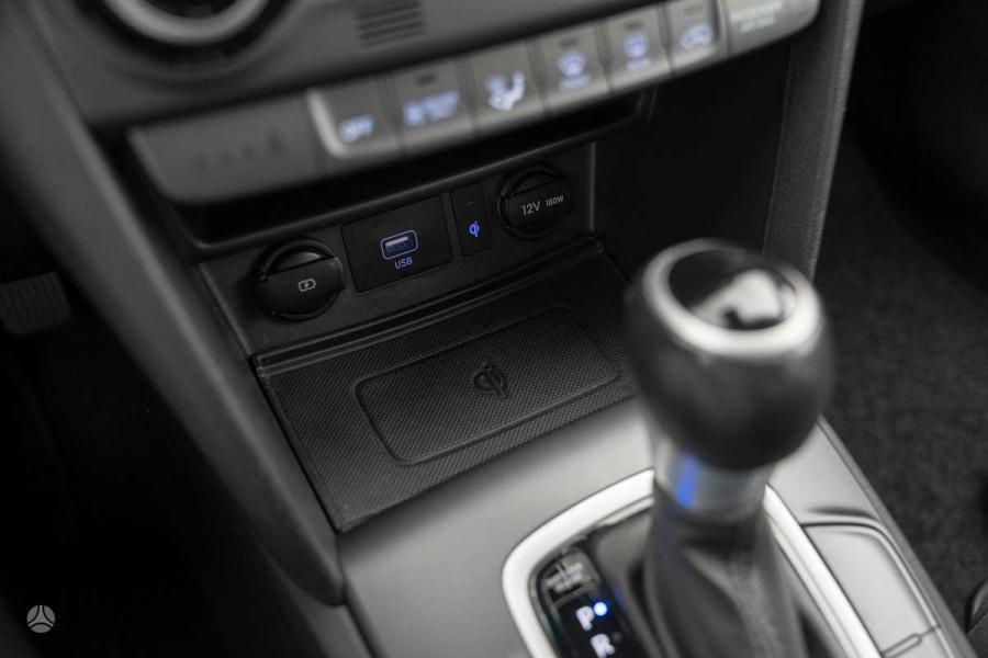 Melns Hyundai Kona 2021 Viļņa, ar dzinēja tilpumu 1.60 L un nobraukumu 84 tūkst. km par 15900 €, foto 25 vietnē AUTOMOTO.COM.LV