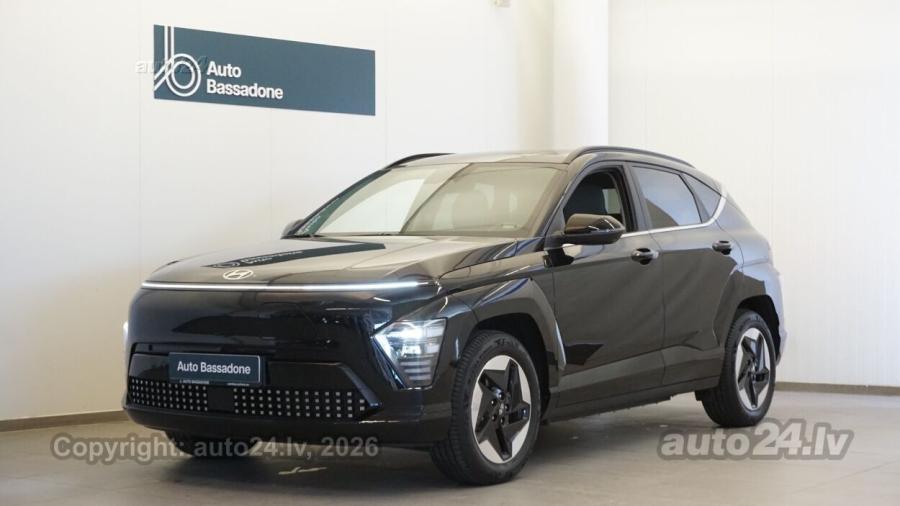 Melns Hyundai Kona 2023 Tallina, ar dzinēja tilpumu 0.00 L un nobraukumu 32 tūkst. km par 33900 €, foto 1 vietnē AUTOMOTO.COM.LV