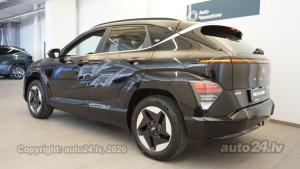 Melns Hyundai Kona 2023 Tallina, ar dzinēja tilpumu 0.00 L un nobraukumu 32 tūkst. km par 33900 €, foto 5 vietnē AUTOMOTO.COM.LV