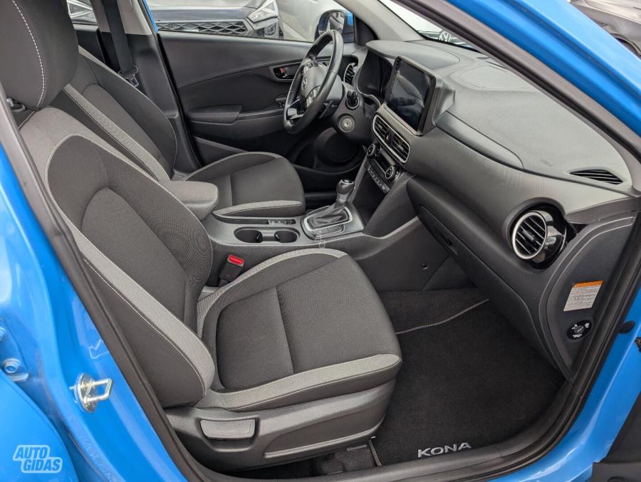 Blue Hyundai Kona 2019 in Panevezys, with an engine capacity of 1.60 L and mileage of 45 thousand km for 15300 €, photo 17 on AUTOMOTO.COM.LV