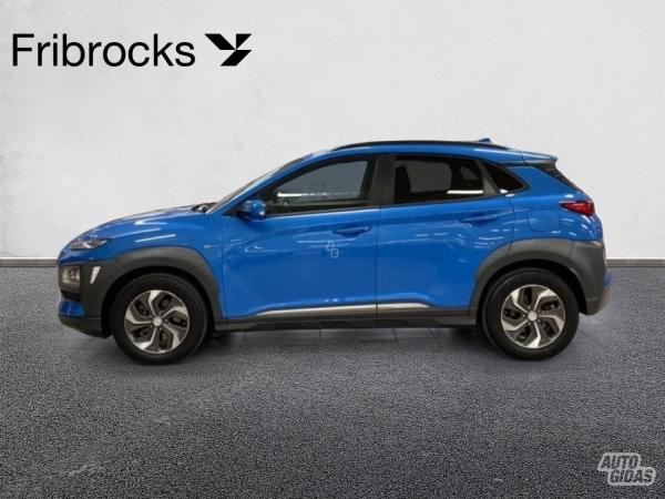 Blue Hyundai Kona 2020 in Kaunas, with an engine capacity of 0.00 L and mileage of 43 thousand km for 22418 €, photo 2 on AUTOMOTO.COM.LV