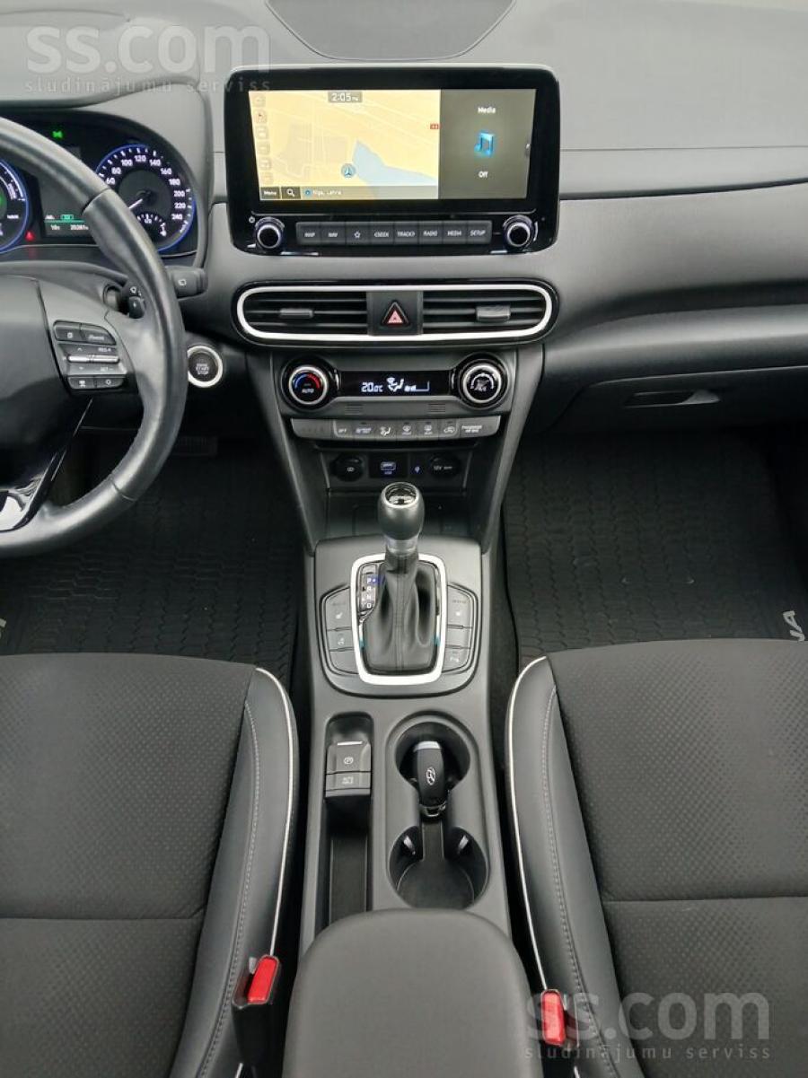 Zils Hyundai Kona 2020 Rīga, ar dzinēja tilpumu 1.60 L un nobraukumu 25 tūkst. km par 20500 €, foto 25 vietnē AUTOMOTO.COM.LV
