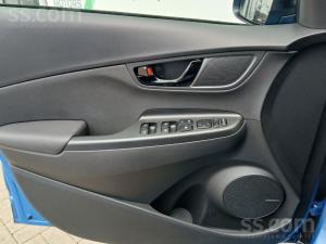 Zils Hyundai Kona 2020 Rīga, ar dzinēja tilpumu 1.60 L un nobraukumu 25 tūkst. km par 20500 €, foto 30 vietnē AUTOMOTO.COM.LV
