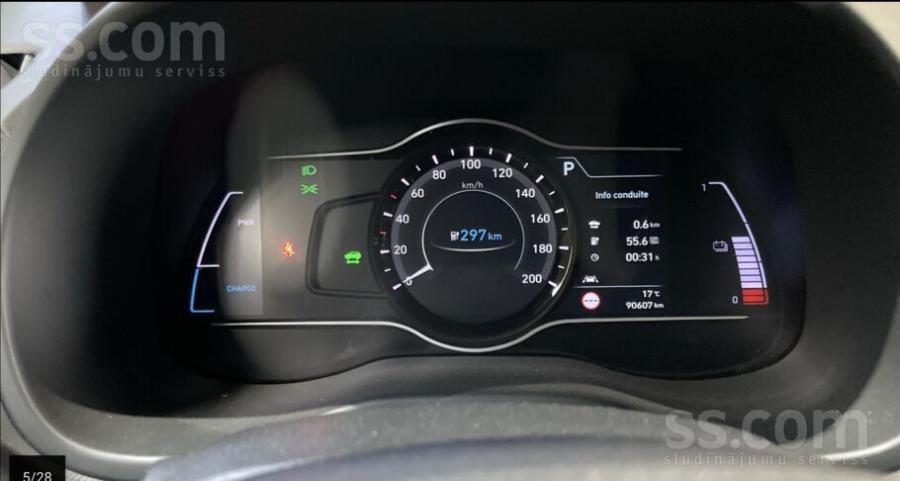 Blue Hyundai Kona 2020 in Riga, with an engine capacity of 0.00 L and mileage of 90 thousand km for 20990 €, photo 6 on AUTOMOTO.COM.LV