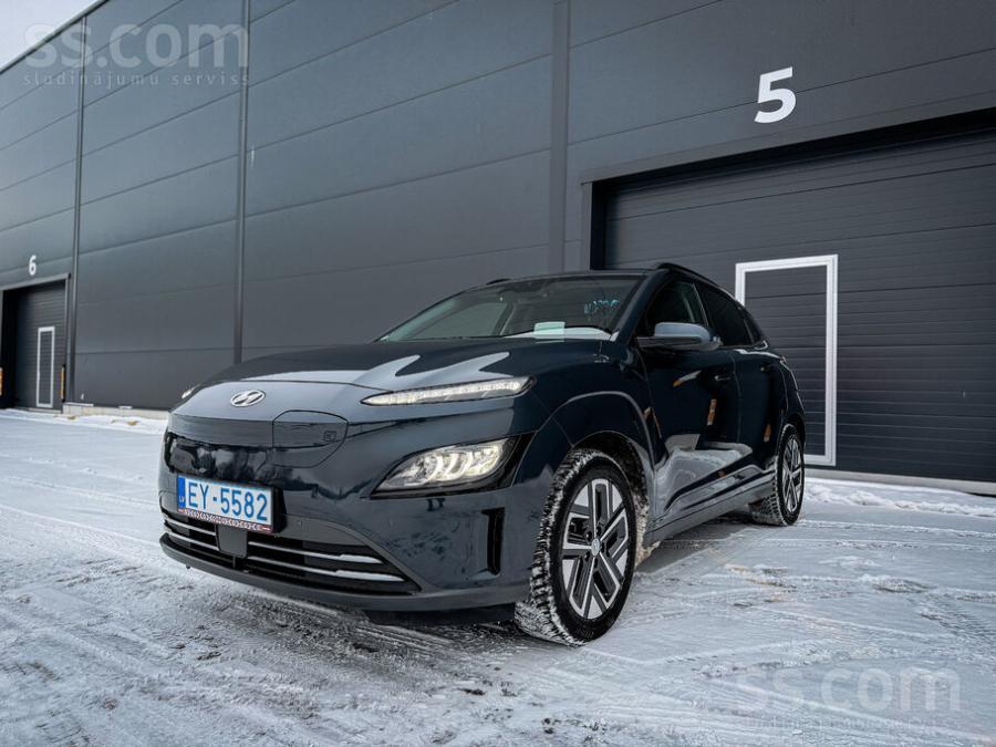 Zils Hyundai Kona 2021 Rīga, ar dzinēja tilpumu 0.00 L un nobraukumu 31 tūkst. km par 16490 €, foto 2 vietnē AUTOMOTO.COM.LV