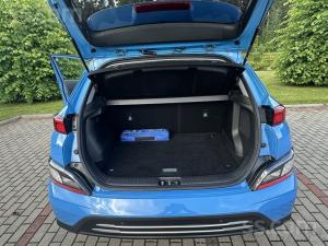 Blue Hyundai Kona 2021 in Riga, with an engine capacity of 0.00 L and mileage of 34 thousand km for 17800 €, photo 10 on AUTOMOTO.COM.LV