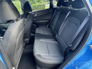 Blue Hyundai Kona 2021 in Riga, with an engine capacity of 0.00 L and mileage of 34 thousand km for 17800 €, photo 12 on AUTOMOTO.COM.LV