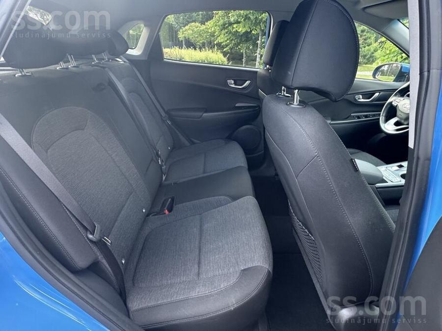Blue Hyundai Kona 2021 in Riga, with an engine capacity of 0.00 L and mileage of 34 thousand km for 17800 €, photo 20 on AUTOMOTO.COM.LV