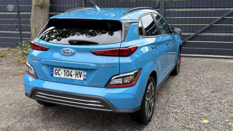 Zils Hyundai Kona 2021 Jonava, ar dzinēja tilpumu 0.00 L un nobraukumu 76 tūkst. km par 9650 €, foto 4 vietnē AUTOMOTO.COM.LV