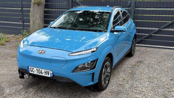 Blue Hyundai Kona 2021 in Jonava, with an engine capacity of 0.00 L and mileage of 76 thousand km for 9650 €, photo 8 on AUTOMOTO.COM.LV