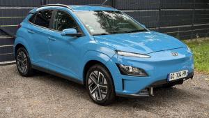 Zils Hyundai Kona 2021 Jonava, ar dzinēja tilpumu 0.00 L un nobraukumu 76 tūkst. km par 9650 €, foto 14 vietnē AUTOMOTO.COM.LV
