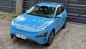 Zils Hyundai Kona 2021 Jonava, ar dzinēja tilpumu 0.00 L un nobraukumu 76 tūkst. km par 9650 €, foto 16 vietnē AUTOMOTO.COM.LV