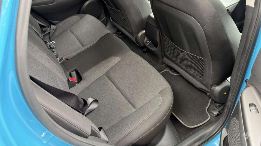 Zils Hyundai Kona 2021 Jonava, ar dzinēja tilpumu 0.00 L un nobraukumu 76 tūkst. km par 9650 €, foto 19 vietnē AUTOMOTO.COM.LV
