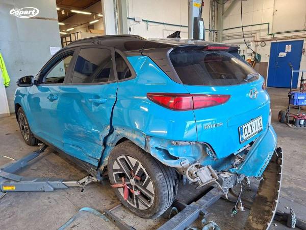 Zils Hyundai Kona 2022 Utena, ar dzinēja tilpumu 0.00 L un nobraukumu 110 tūkst. km par 12500 €, foto 3 vietnē AUTOMOTO.COM.LV