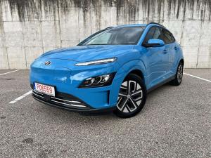 Blue Hyundai Kona 2022 in Vilnius, with an engine capacity of 0.00 L and mileage of 41 thousand km for 18900 €, photo  on AUTOMOTO.COM.LV