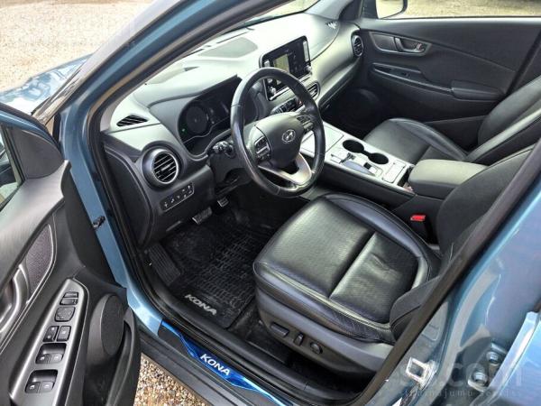 Blue Hyundai Kona 2019 in Riga, with an engine capacity of 1.00 L and mileage of 137 thousand km for 16900 €, photo 7 on AUTOMOTO.COM.LV