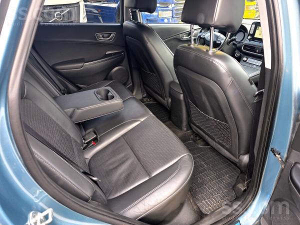 Blue Hyundai Kona 2019 in Riga, with an engine capacity of 1.00 L and mileage of 137 thousand km for 16900 €, photo 10 on AUTOMOTO.COM.LV