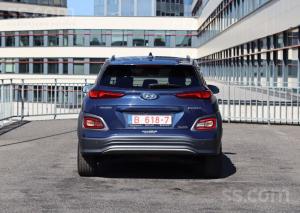 Blue Hyundai Kona 2020 in Riga, with an engine capacity of 1.60 L and mileage of 134 thousand km for 19980 €, photo 6 on AUTOMOTO.COM.LV
