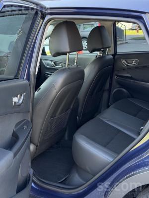 Blue Hyundai Kona 2020 in Riga, with an engine capacity of 1.60 L and mileage of 134 thousand km for 19980 €, photo 10 on AUTOMOTO.COM.LV