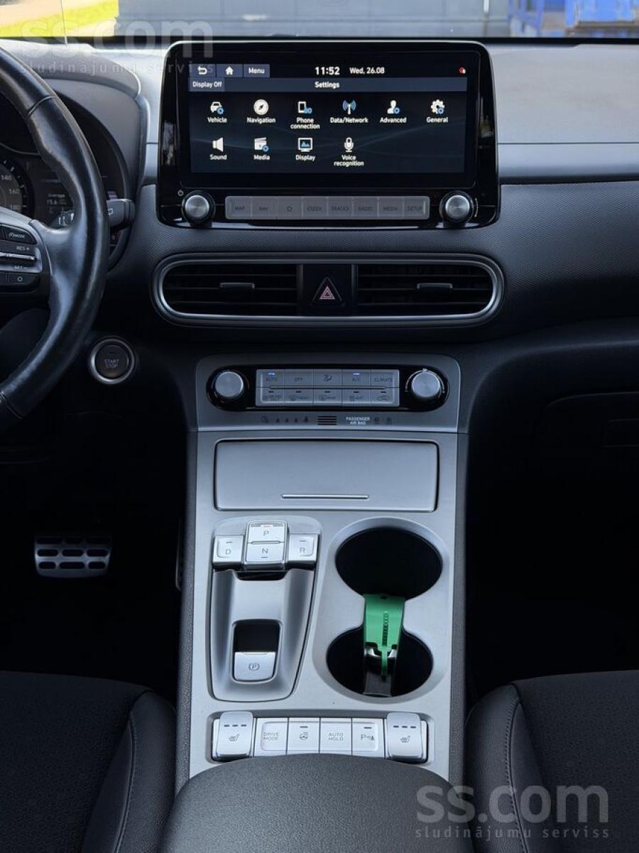Blue Hyundai Kona 2020 in Riga, with an engine capacity of 1.60 L and mileage of 134 thousand km for 19980 €, photo 13 on AUTOMOTO.COM.LV