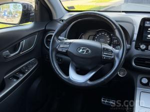 Blue Hyundai Kona 2020 in Riga, with an engine capacity of 1.60 L and mileage of 134 thousand km for 19980 €, photo 16 on AUTOMOTO.COM.LV