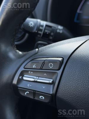 Blue Hyundai Kona 2020 in Riga, with an engine capacity of 1.60 L and mileage of 134 thousand km for 19980 €, photo 17 on AUTOMOTO.COM.LV