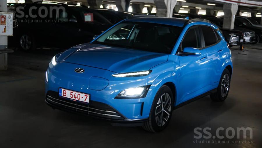 Zils Hyundai Kona 2021 Rīga, ar dzinēja tilpumu 0.00 L un nobraukumu 129 tūkst. km par 21950 €, foto 1 vietnē AUTOMOTO.COM.LV