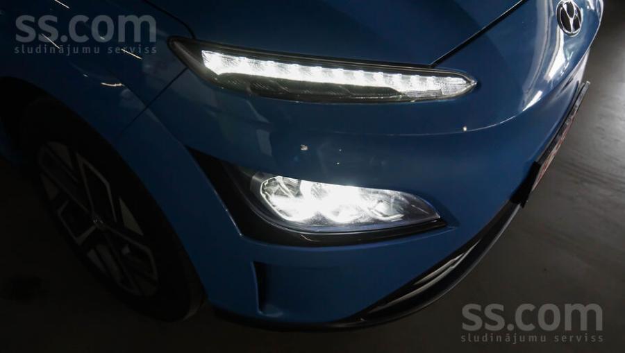 Zils Hyundai Kona 2021 Rīga, ar dzinēja tilpumu 0.00 L un nobraukumu 129 tūkst. km par 21950 €, foto 13 vietnē AUTOMOTO.COM.LV