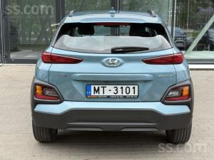 Zils Hyundai Kona 2021 Rīga, ar dzinēja tilpumu 1.60 L un nobraukumu 40 tūkst. km par 15199 €, foto 6 vietnē AUTOMOTO.COM.LV