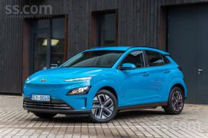 Zils Hyundai Kona 2021 Rīga, ar dzinēja tilpumu 0.00 L un nobraukumu 45 tūkst. km par 19500 €, foto  vietnē AUTOMOTO.COM.LV