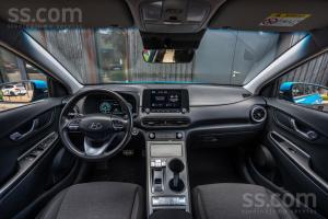 Zils Hyundai Kona 2021 Rīga, ar dzinēja tilpumu 0.00 L un nobraukumu 45 tūkst. km par 19500 €, foto 24 vietnē AUTOMOTO.COM.LV