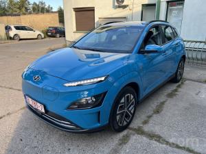 Blue Hyundai Kona 2022 in Riga, with an engine capacity of 1.00 L and mileage of 32 thousand km for 18450 €, photo 3 on AUTOMOTO.COM.LV