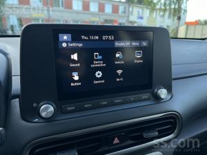 Blue Hyundai Kona 2022 in Riga, with an engine capacity of 1.00 L and mileage of 32 thousand km for 18450 €, photo 17 on AUTOMOTO.COM.LV