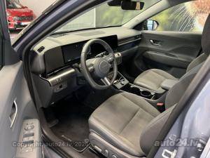 Zils Hyundai Kona 2023 Tallina, ar dzinēja tilpumu 0.00 L un nobraukumu 20 tūkst. km par 44900 €, foto 6 vietnē AUTOMOTO.COM.LV