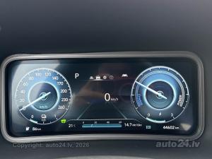 Blue Hyundai Kona 2023 in Tallinn, with an engine capacity of 0.00 L and mileage of 45 thousand km for 24900 €, photo 8 on AUTOMOTO.COM.LV